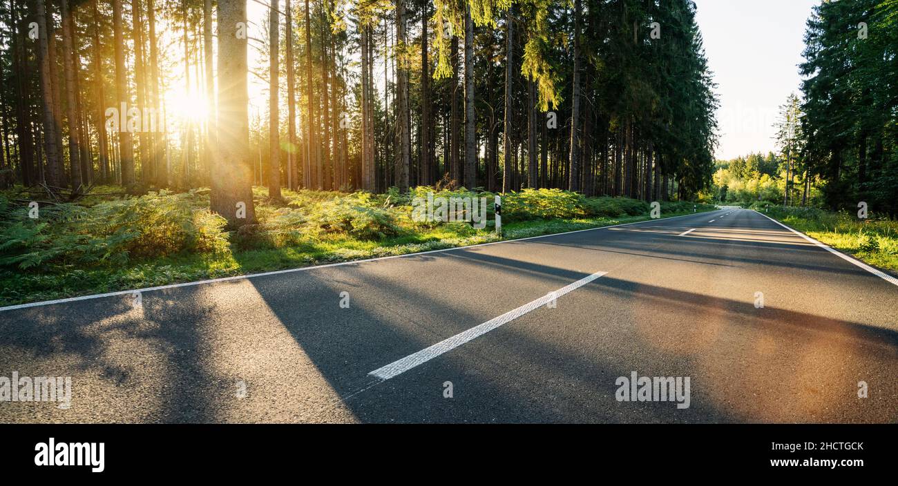 Spine road hi-res stock photography and images - Alamy