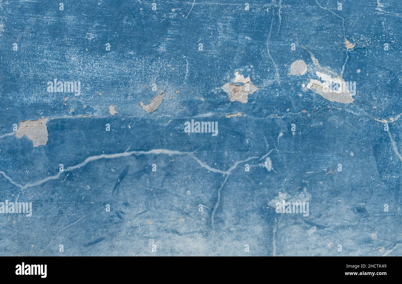 Cracked blue wall hi-res stock photography and images - Alamy