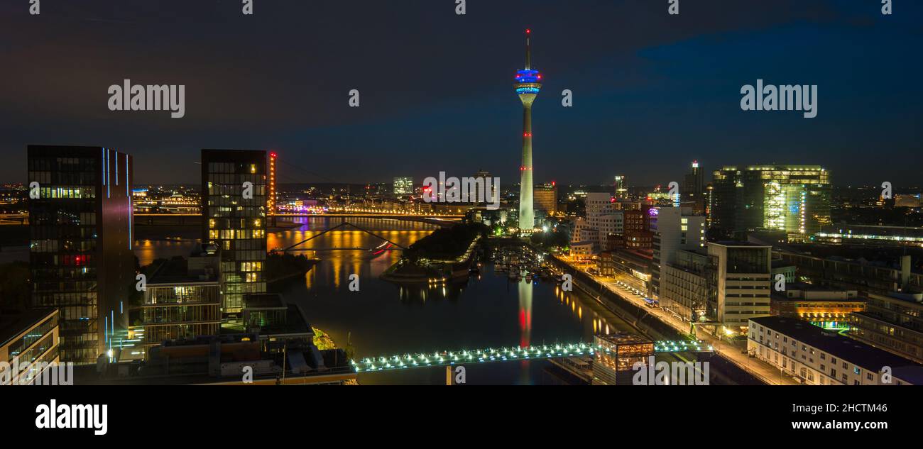 Blue hour city view hi-res stock photography and images - Alamy