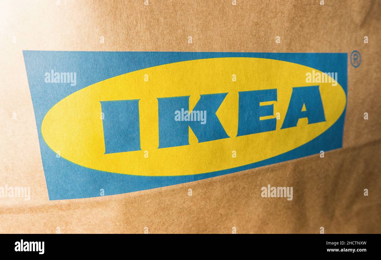 Ikea paper bag hi-res stock photography and images - Alamy