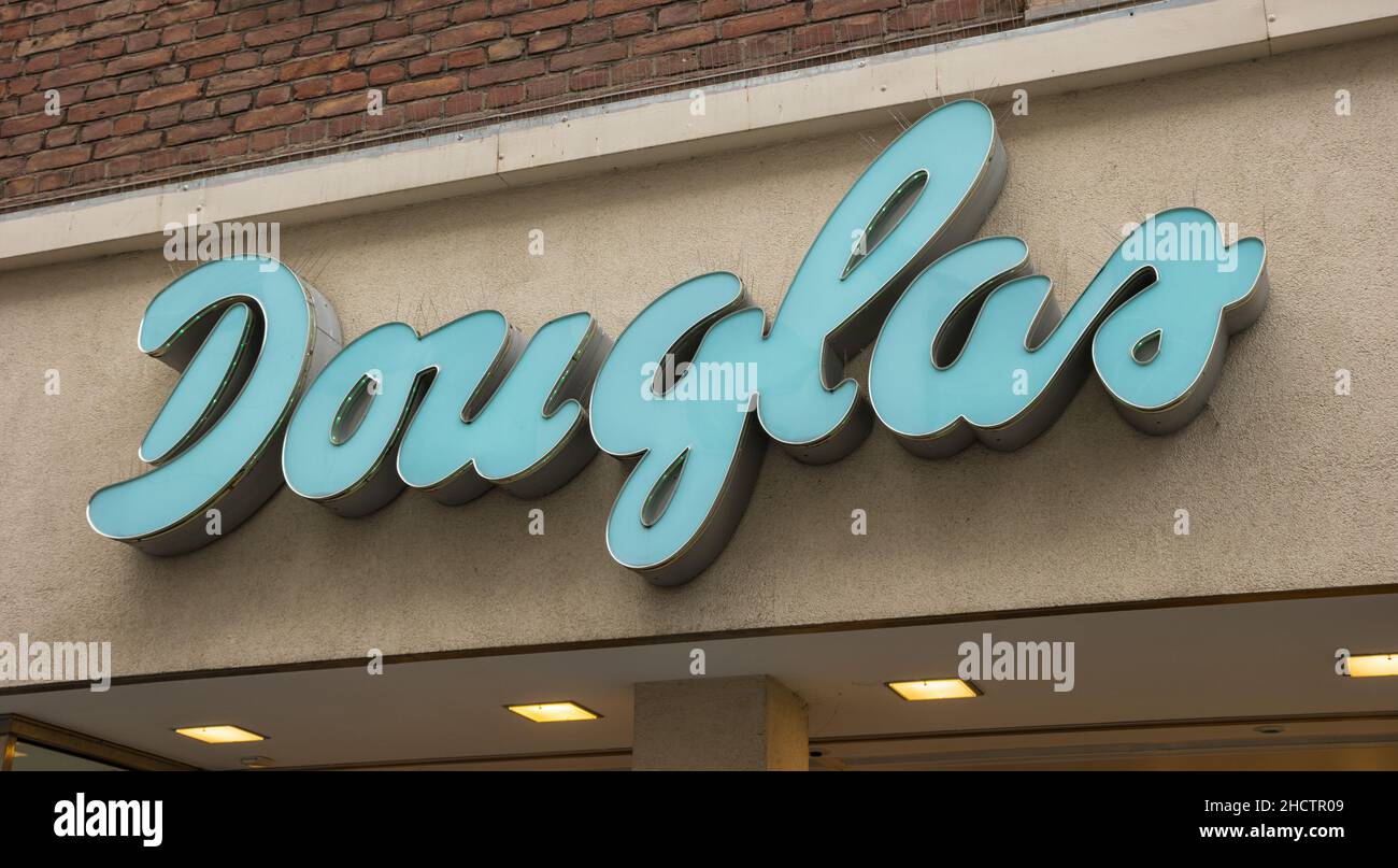 Logo of Douglas. Parfumerie Douglas is a global perfumery store chain ...