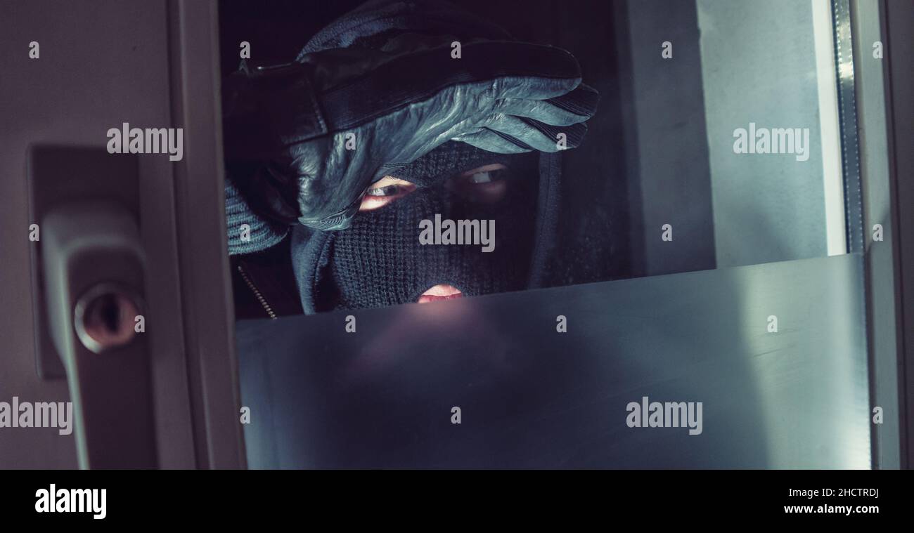 Night house intruder hi-res stock photography and images - Alamy