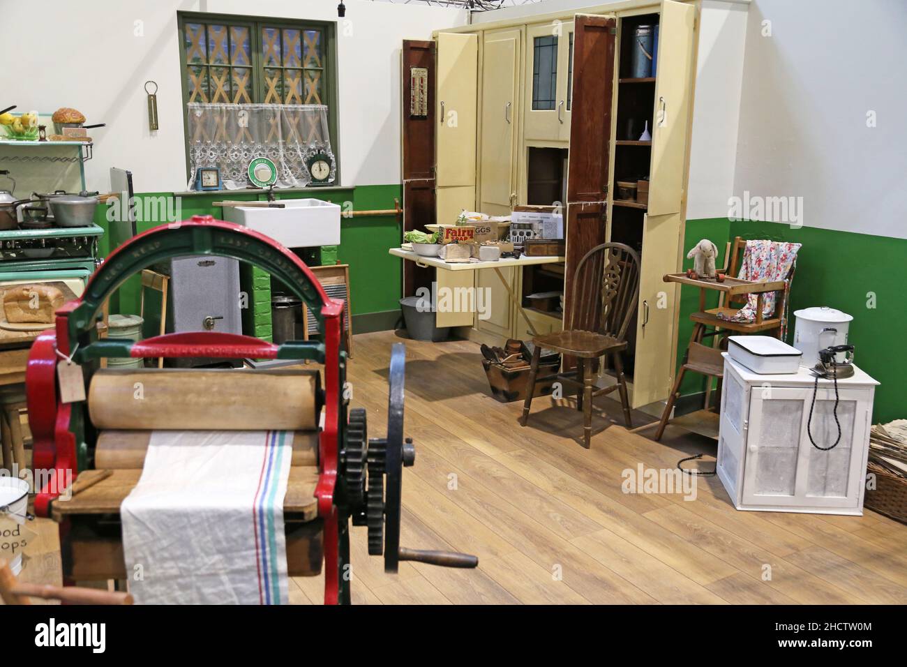 1940s period kitchen, Milestones Museum of Living HIstory, Leisure Park ...