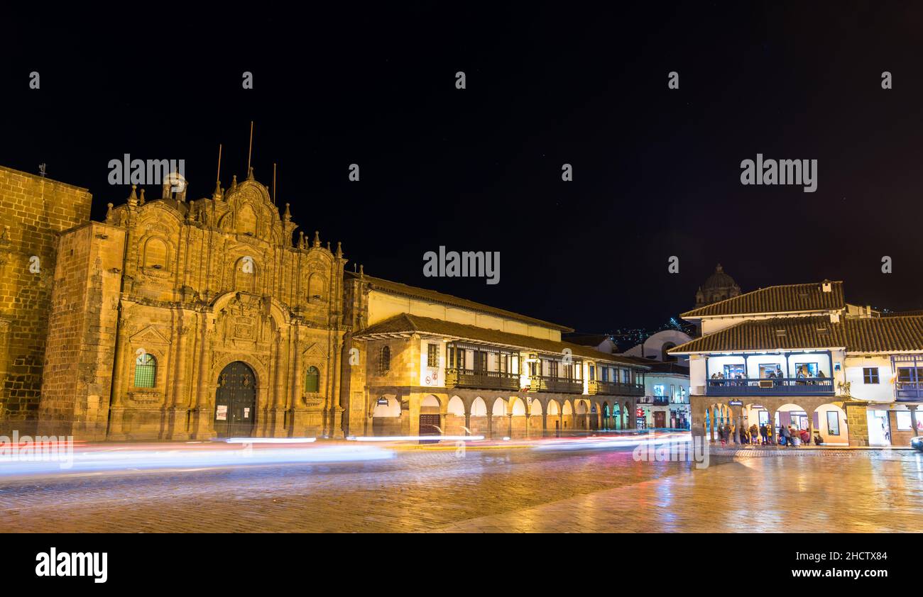 Town square cusco hi-res stock photography and images - Alamy
