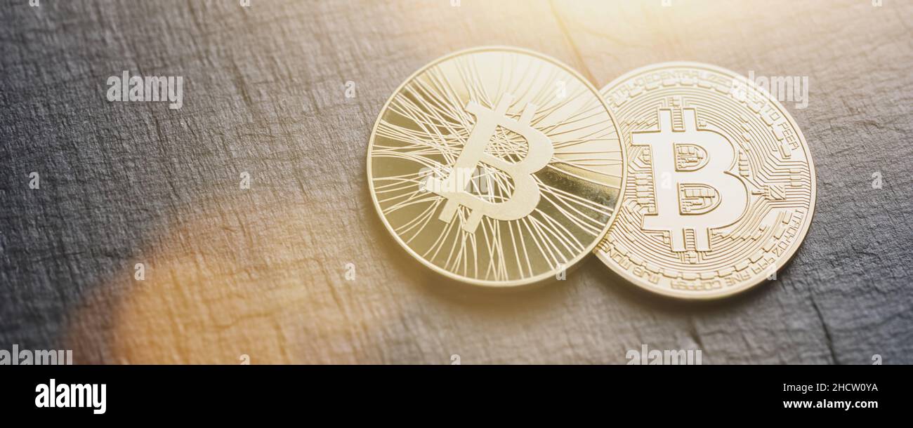 Cash to bitcoin hi-res stock photography and images - Alamy
