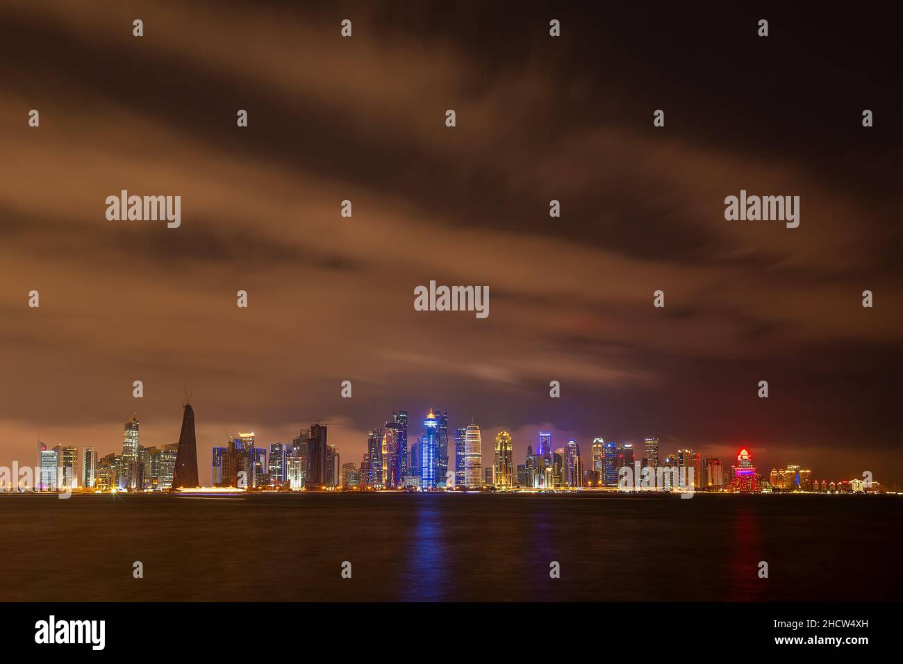 Rainy doha hi-res stock photography and images - Alamy