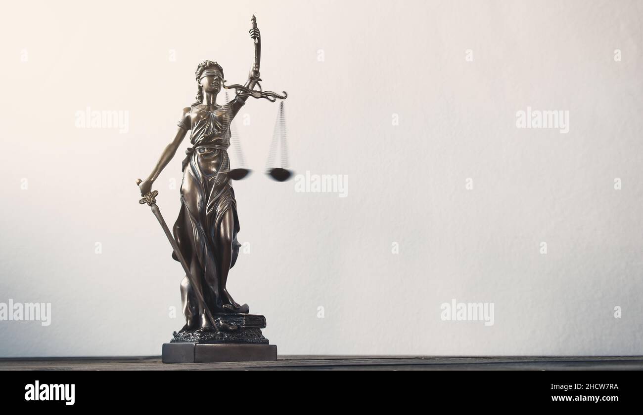 Statue of justice Stock Photo - Alamy