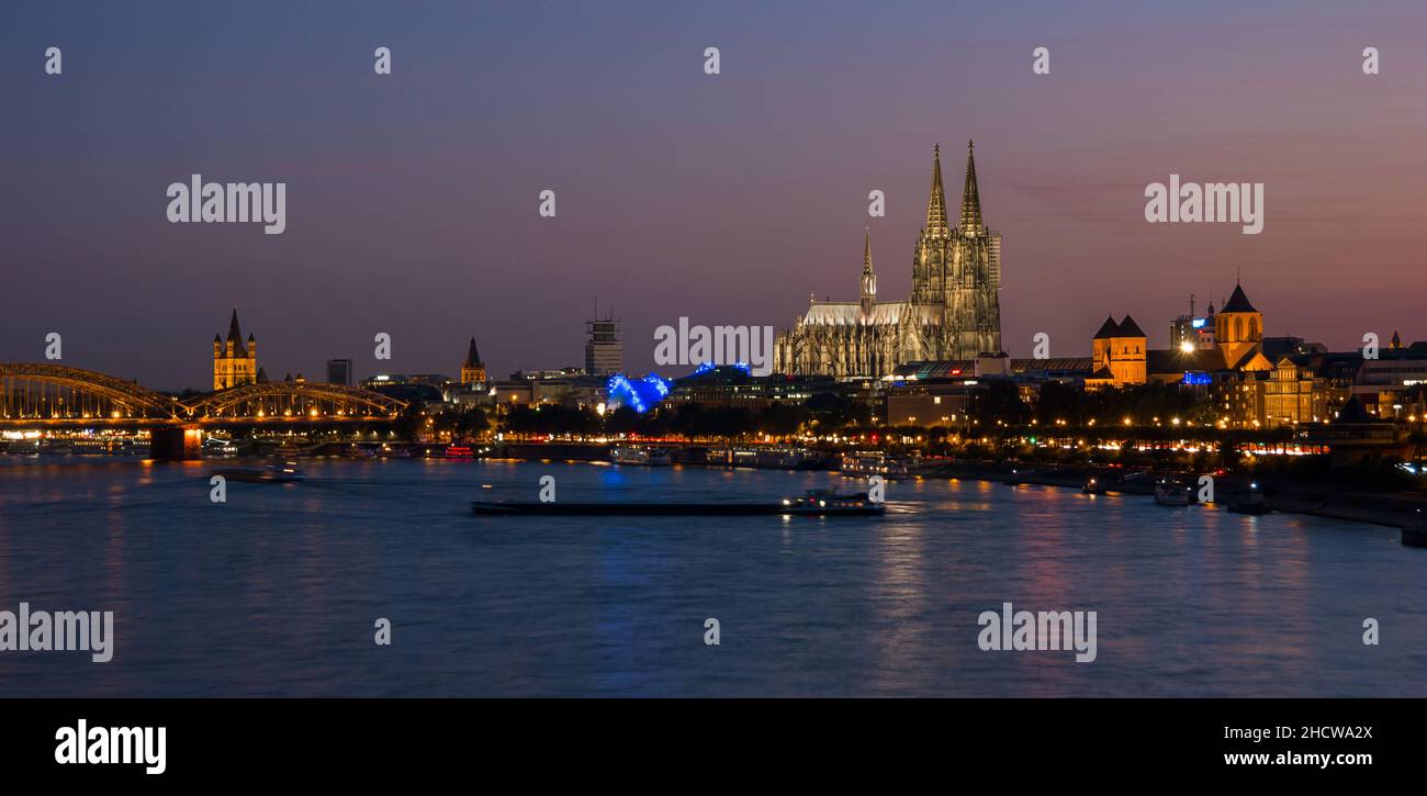Aerial view of Cologne at night Stock Photo - Alamy