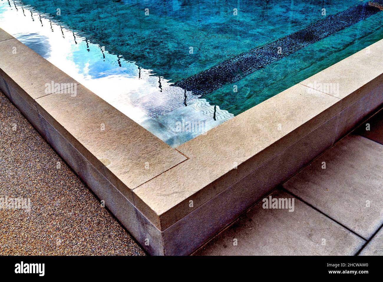 Angles on an ornamental pool in a park Stock Photo - Alamy