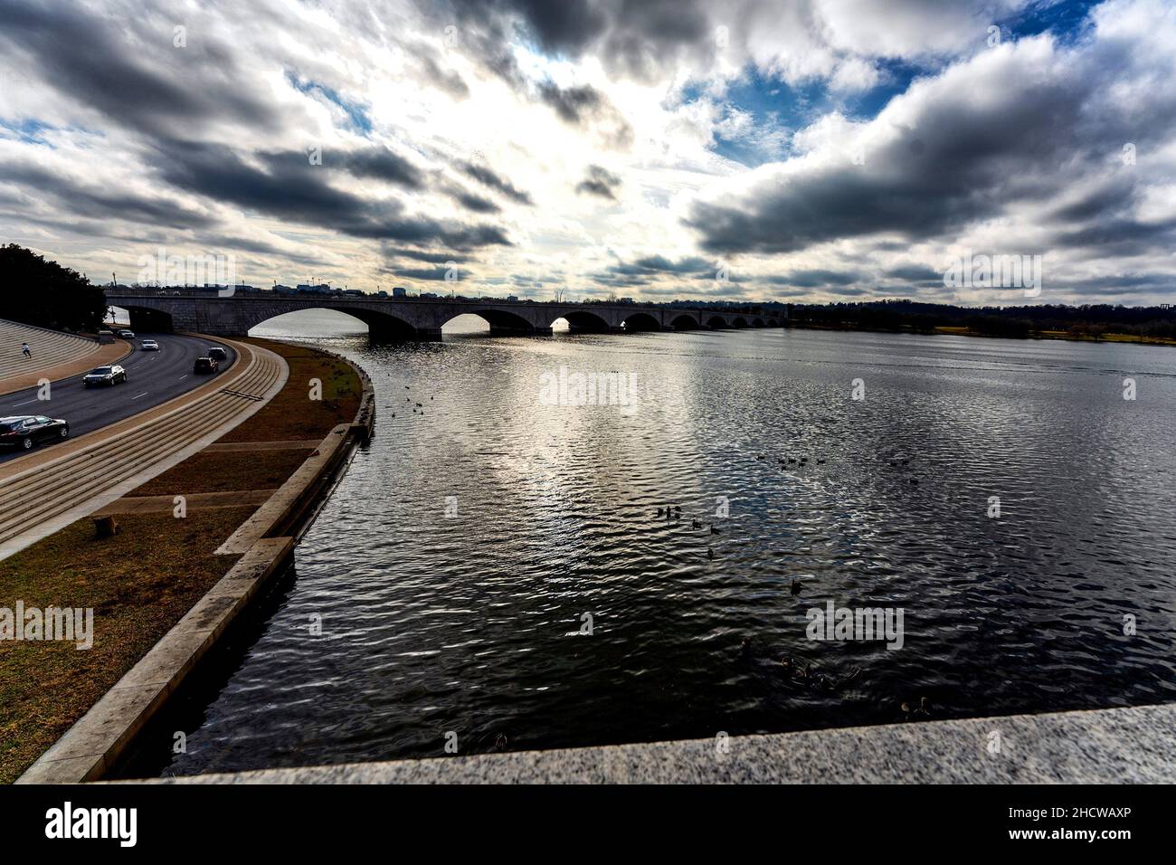 Memorial bridge potomac hi-res stock photography and images - Alamy