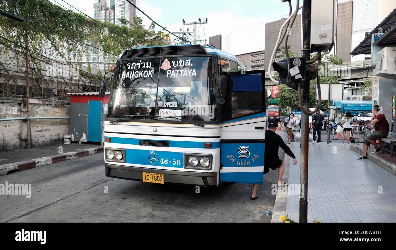 Pattaya to Bangkok Bus Drop-Off point at Ekamai Eastern Bangkok Bus ...