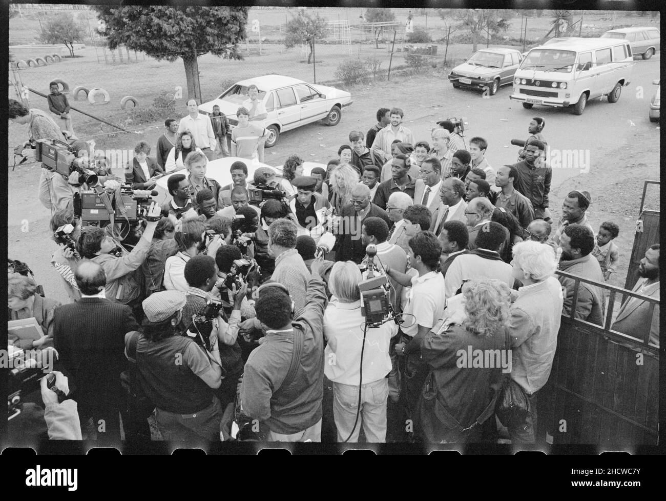 On 15 October 1989 Ahmed Kathrada, along with Jeff Masemola, Raymond ...