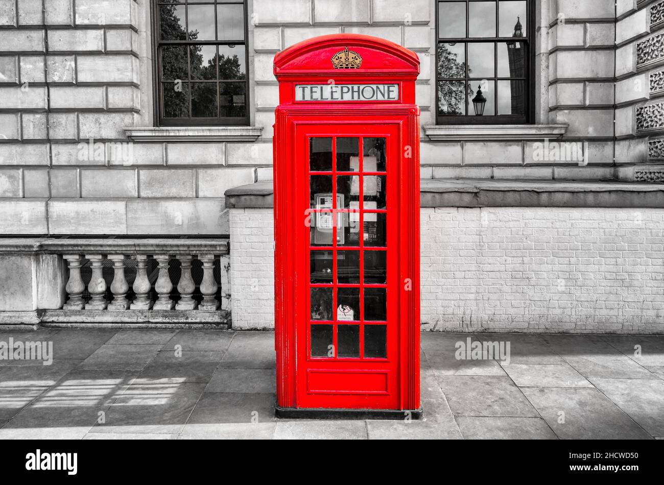 Red phone booth in London Stock Photo - Alamy