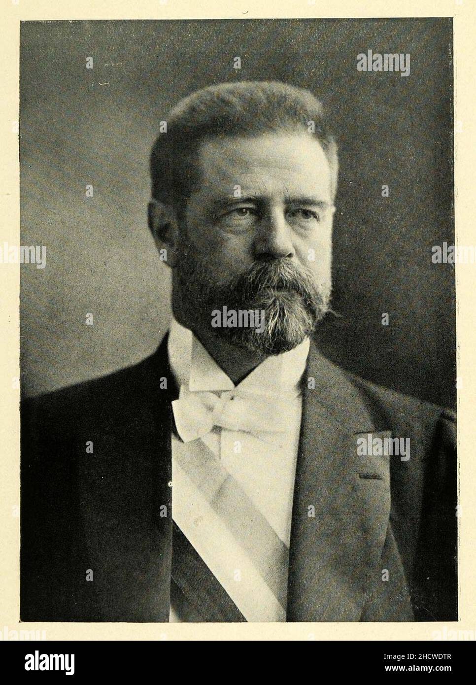 Germán Riesco con banda presidencial Stock Photo - Alamy