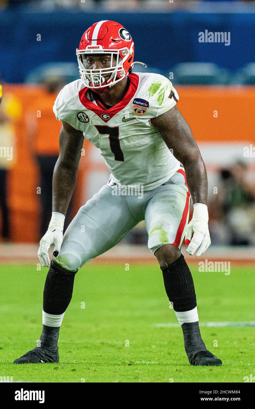 Quay walker 2021 hi-res stock photography and images - Alamy