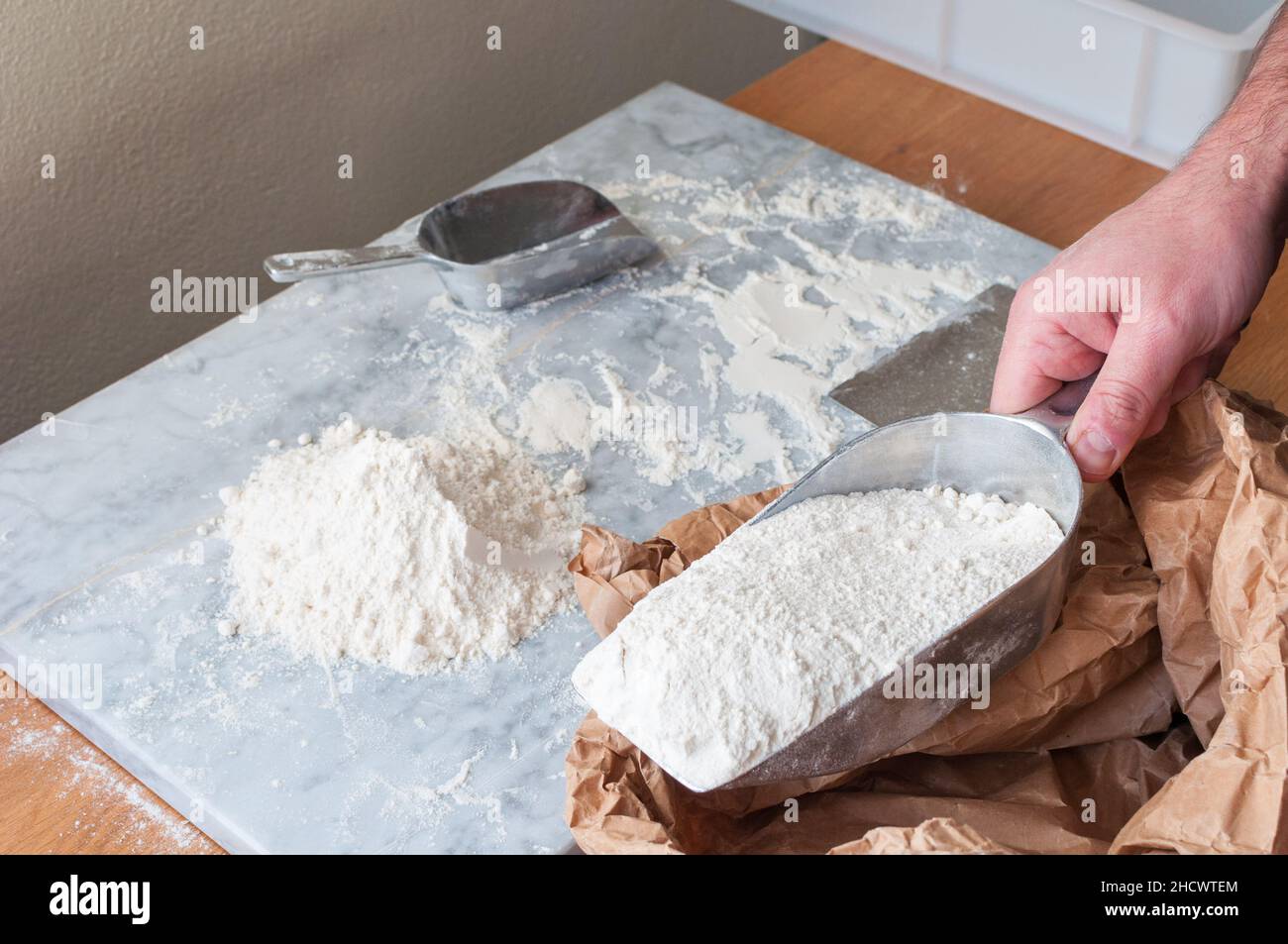 All purpose flour hi-res stock photography and images - Alamy