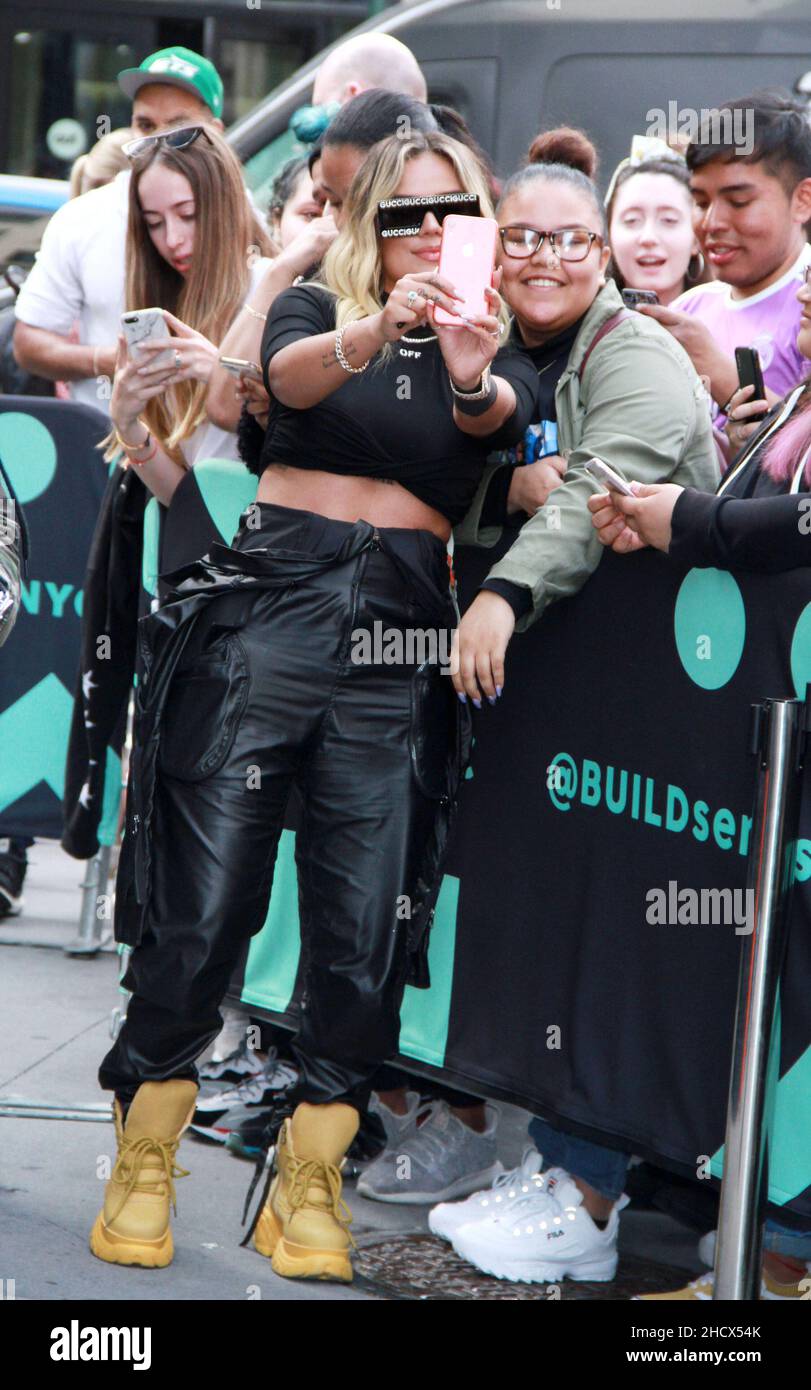 New York - NY - 20190419-Karol G Taking Selfies With Fans at Build ...
