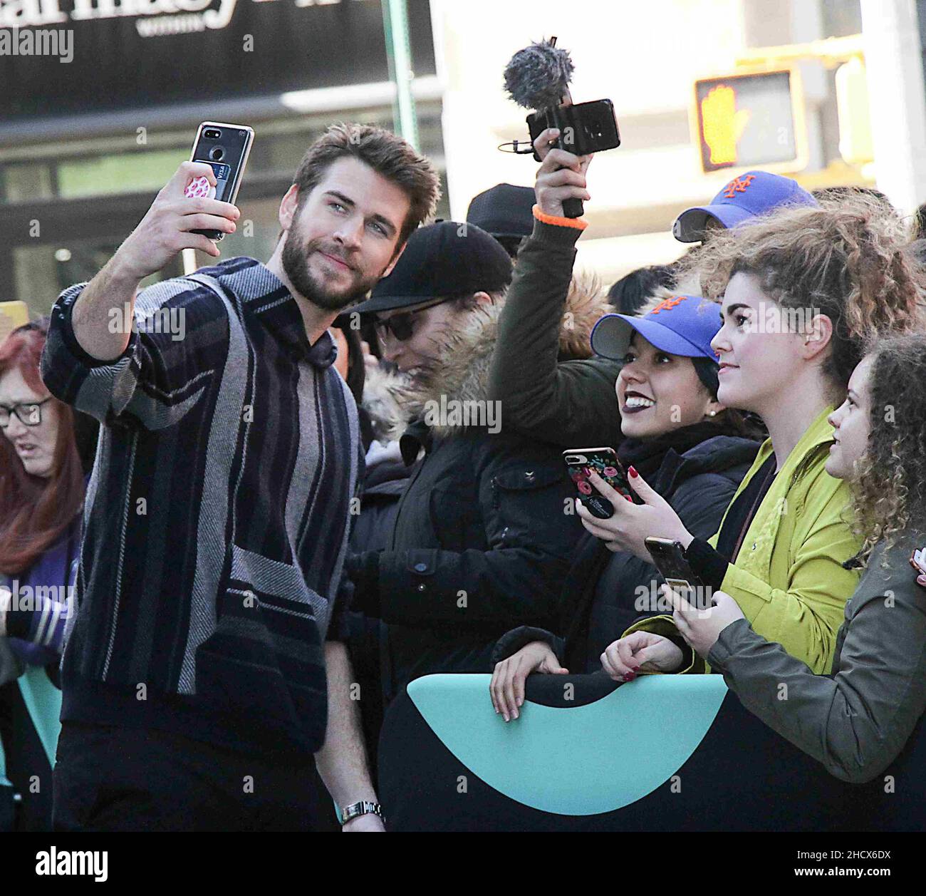 New York - NY - 20190208 Rebel Wilson and Liam Hemsworth were seen at ...