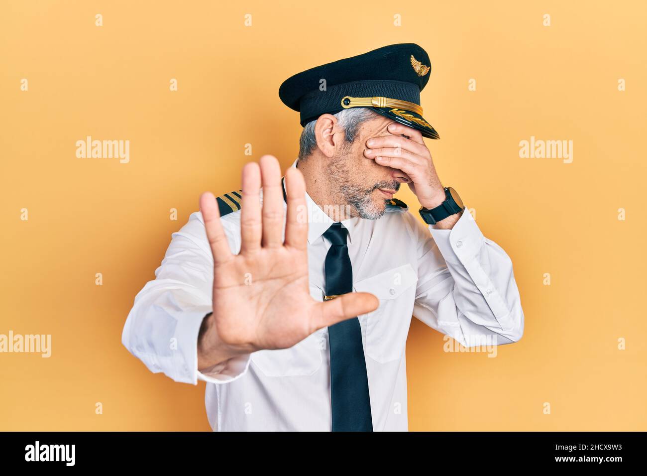 Eye em crying man hi-res stock photography and images - Alamy