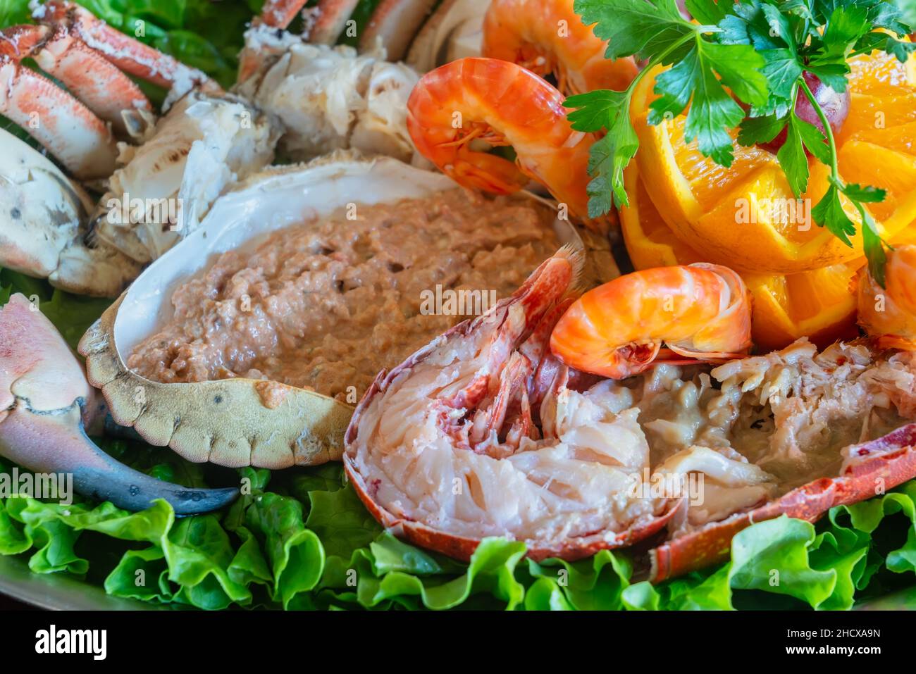 Shellfish assortment hi-res stock photography and images - Alamy