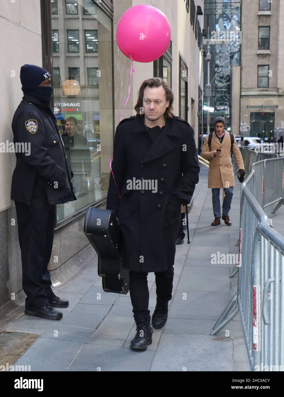 New York - NY - 20191113 - James Blunt and John Garrison Perform at ...