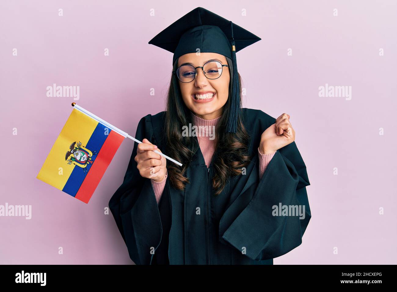Female student ecuador hi-res stock photography and images - Alamy