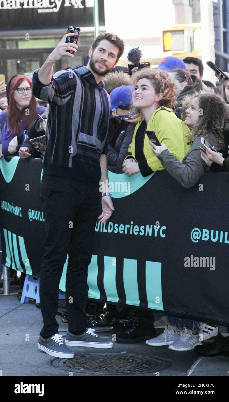 New York - NY - 20190208 Rebel Wilson and Liam Hemsworth were seen at ...