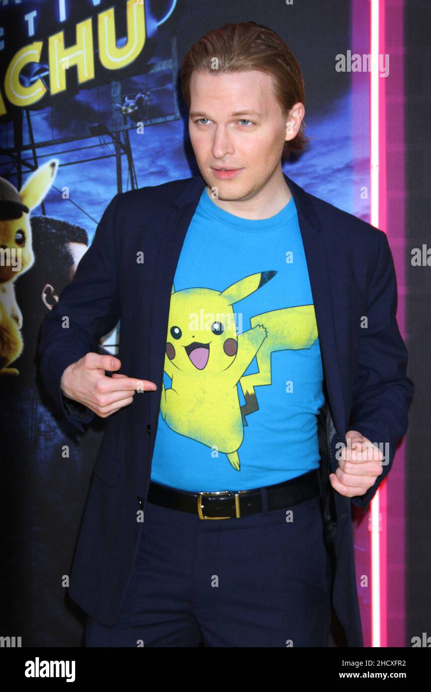 New York - NY - 20190502 Celebrities pose for pictures as they arrive ...