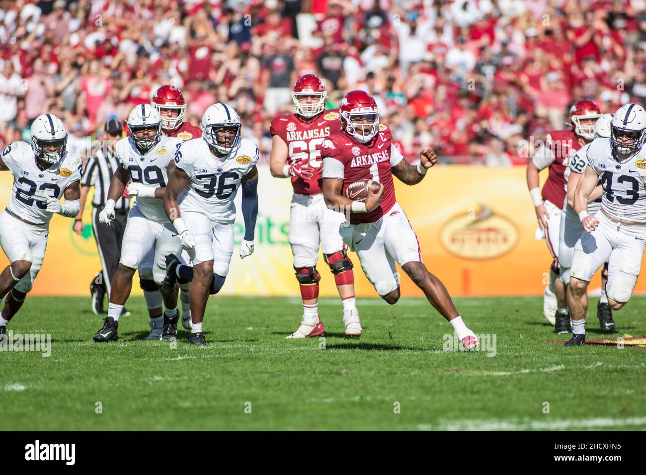 January 1, 2022: Arkansas Razorbacks quarterback KJ Jefferson (1 ...