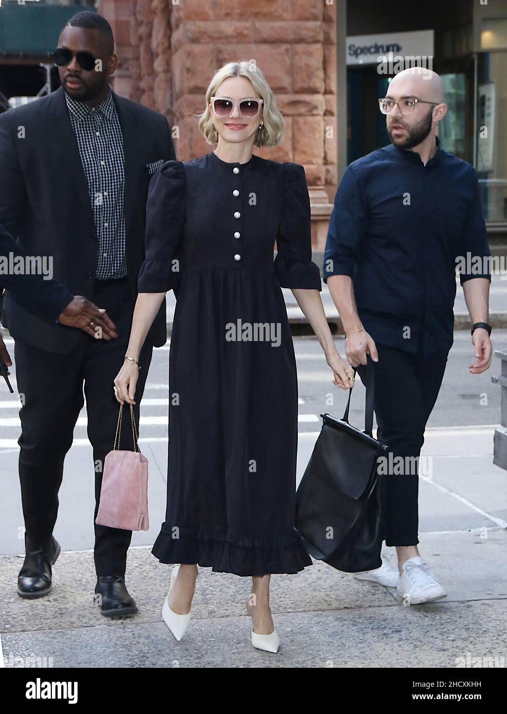 Sienna miller and naomi watts hi-res stock photography and images - Alamy