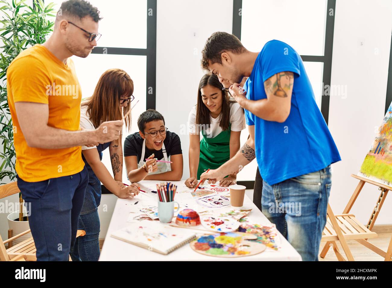 Group of people drawing at art studio Stock Photo - Alamy