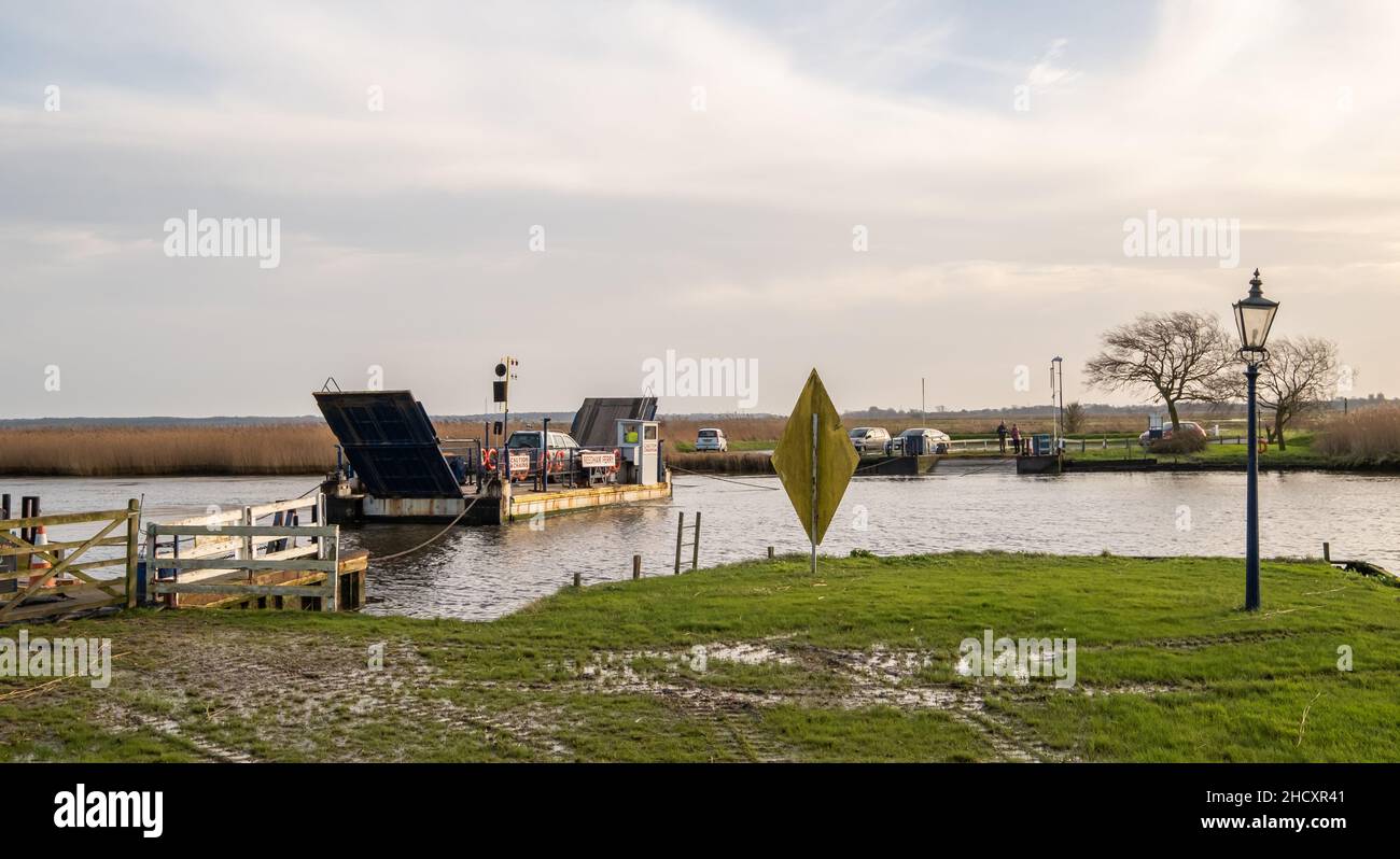 Reedham, Norfolk, UK – January 2022. The Reedham ferry, a vehicular ...
