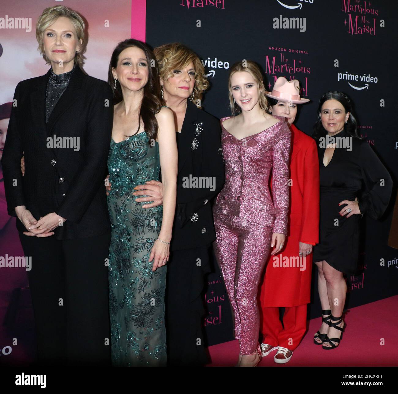 New York - NY - 20191203 The cast attend the premiere of Marvelous Mrs ...