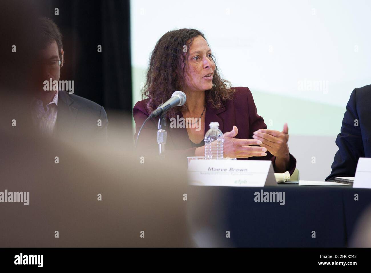 Consumer advisory board hi-res stock photography and images - Alamy