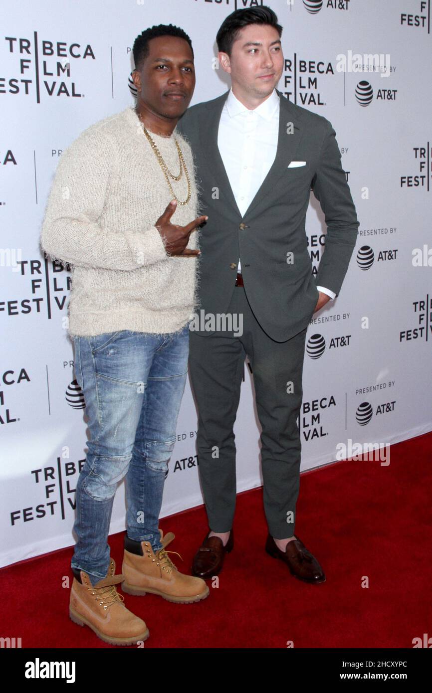 New York - NY - 20190427 Guests pose for pictures on the red carpet as ...