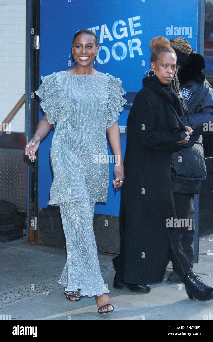 New York - NY - 20190401-Cast of Little Stops by Good Morning America ...