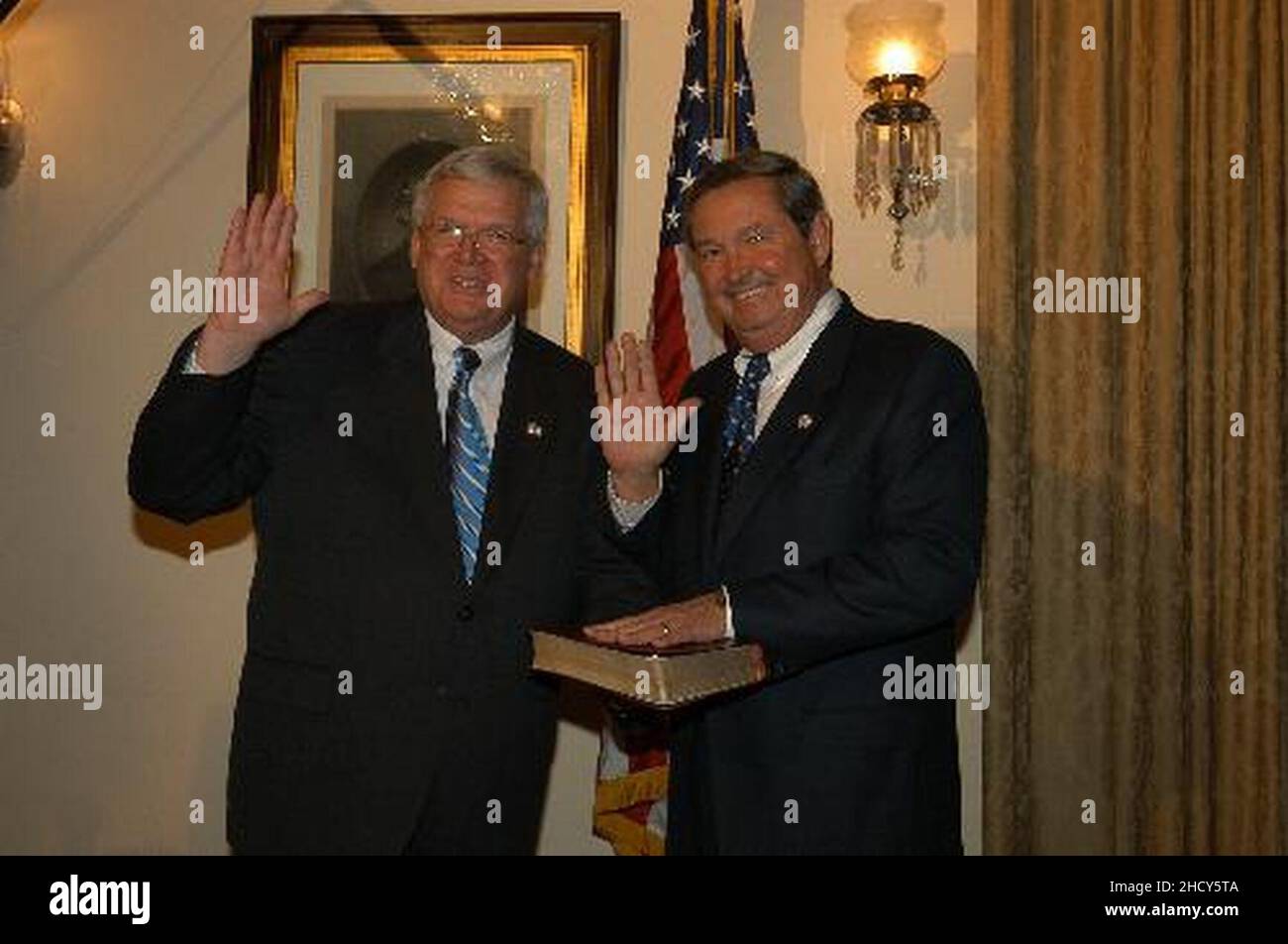 Rep. E. Clay Shaw swearing reenactment during 108th Stock Photo - Alamy