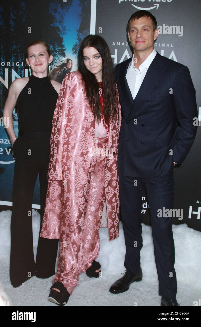 New York - NY - 20190321 Celebrities and cast members arrive for the ...