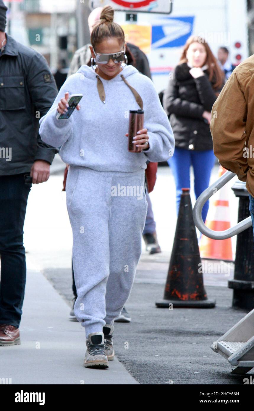New York - NY - 20190328 Jennifer Lopez Shooting on Location for ...