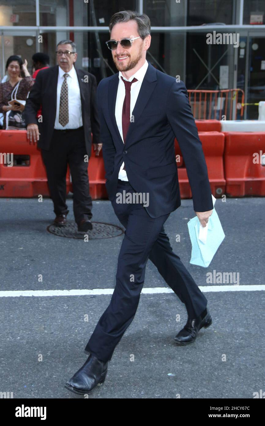 New York - NY - 20190911 James McAvoy interacts with fans outside the ...