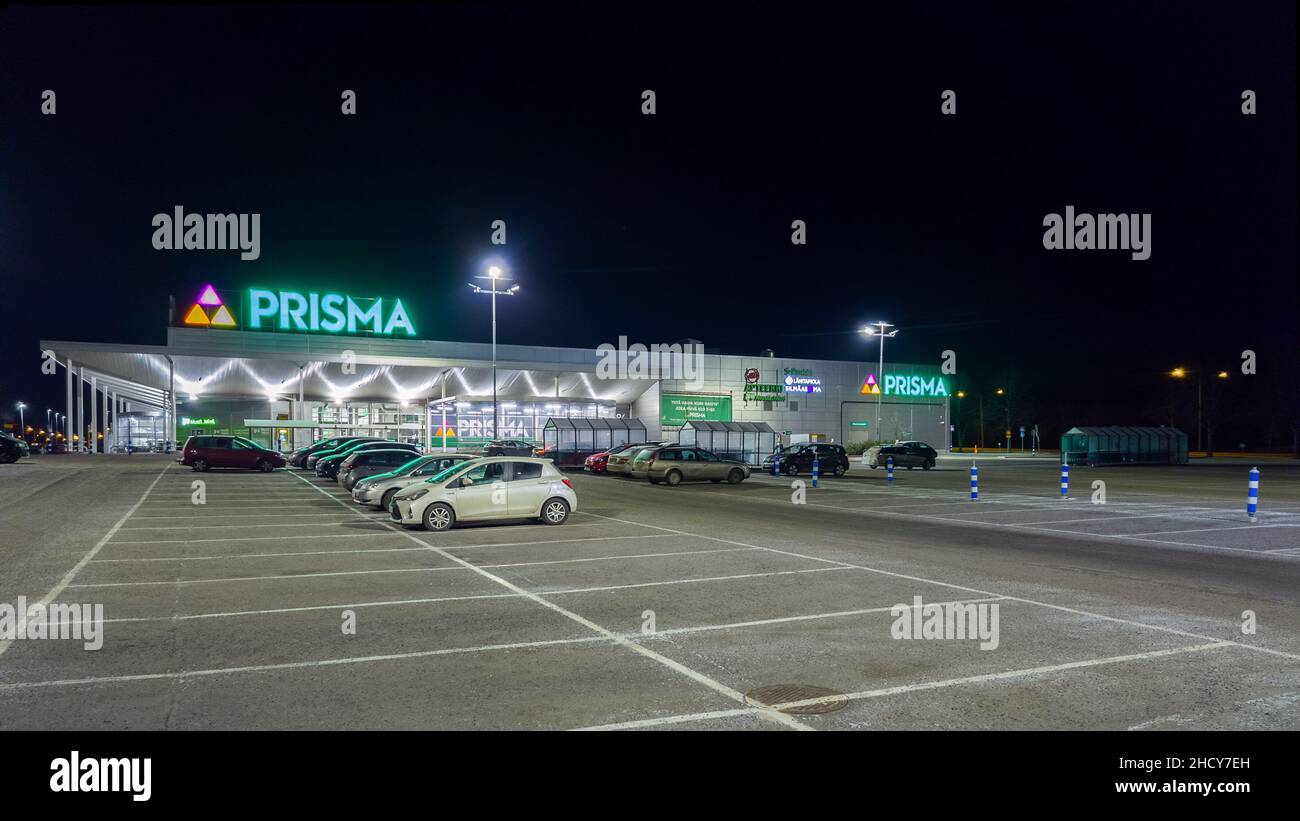 Prisma grocery store hi-res stock photography and images - Alamy