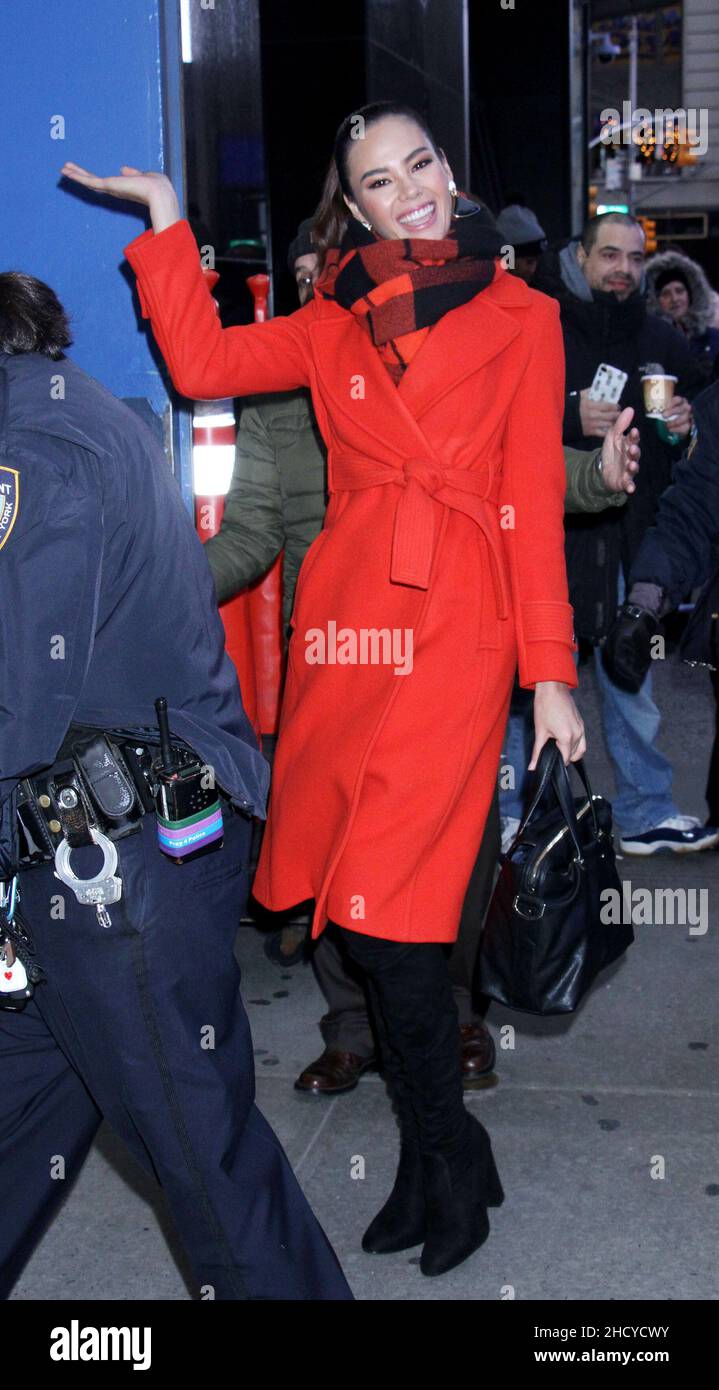 New York - NY - 20190107-Catriona Gray at Good Morning America to talk ...