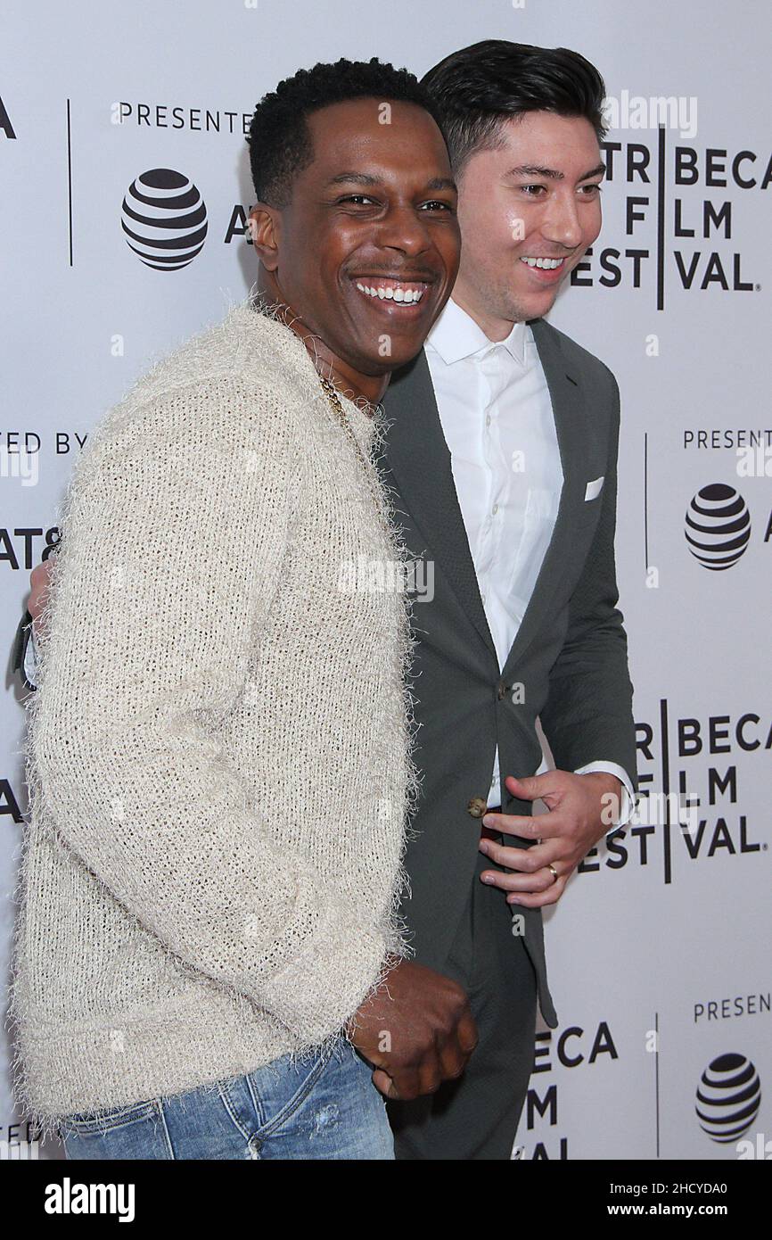 New York - NY - 20190427 Guests pose for pictures on the red carpet as ...