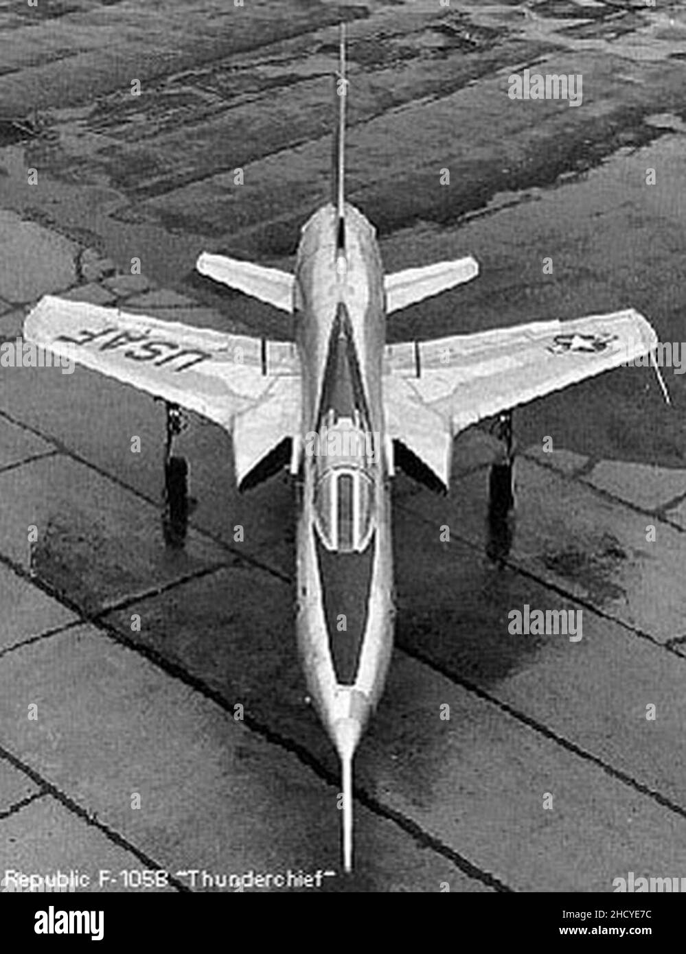 Republic F-105B. Note the -area rule- (pinched) fuselage 060831 Stock ...