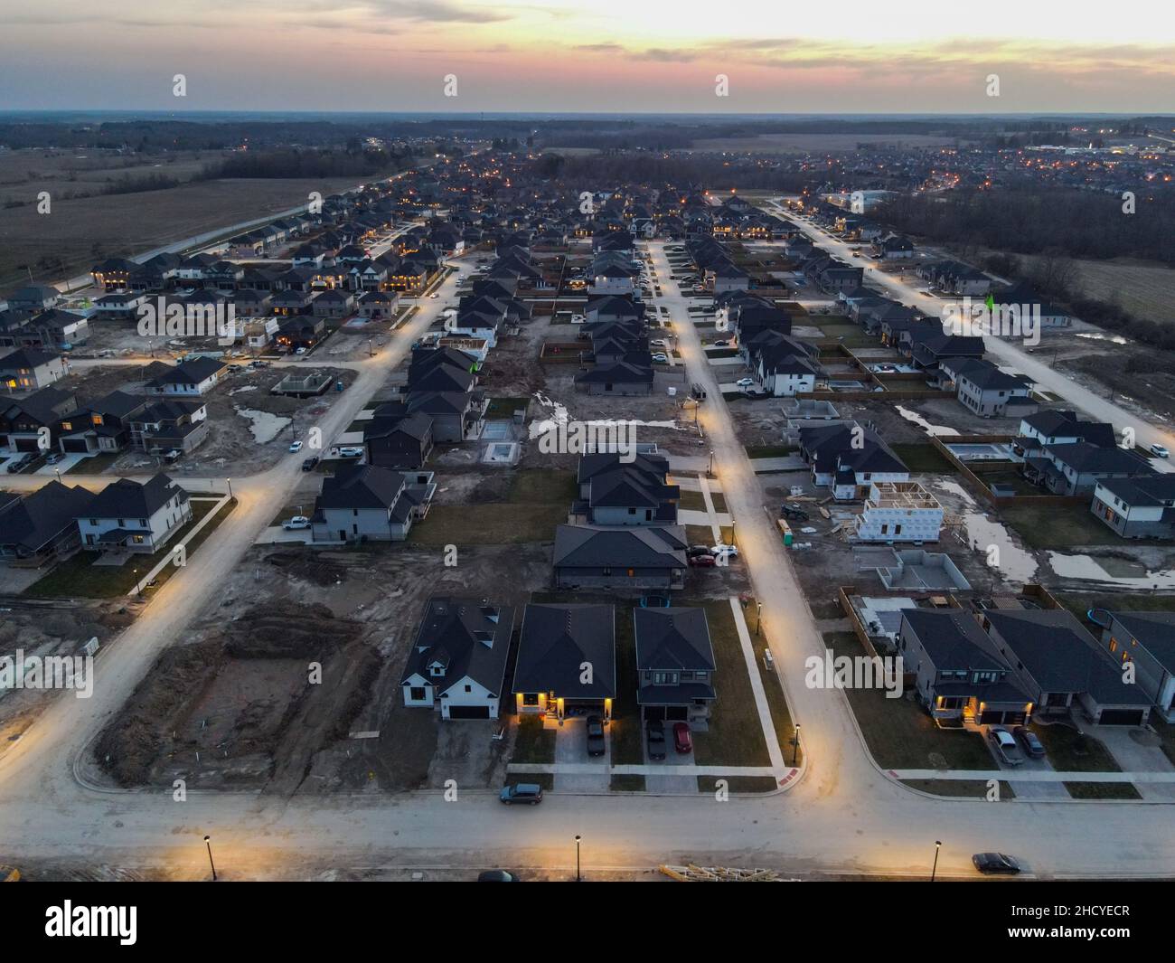 Suburban sprawl hi-res stock photography and images - Alamy