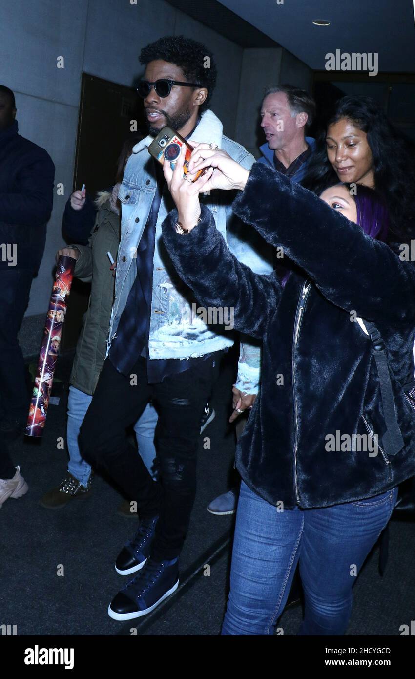 New York - NY - 20191119 Chadwick BosemanTaylor Simone Ledward and ...