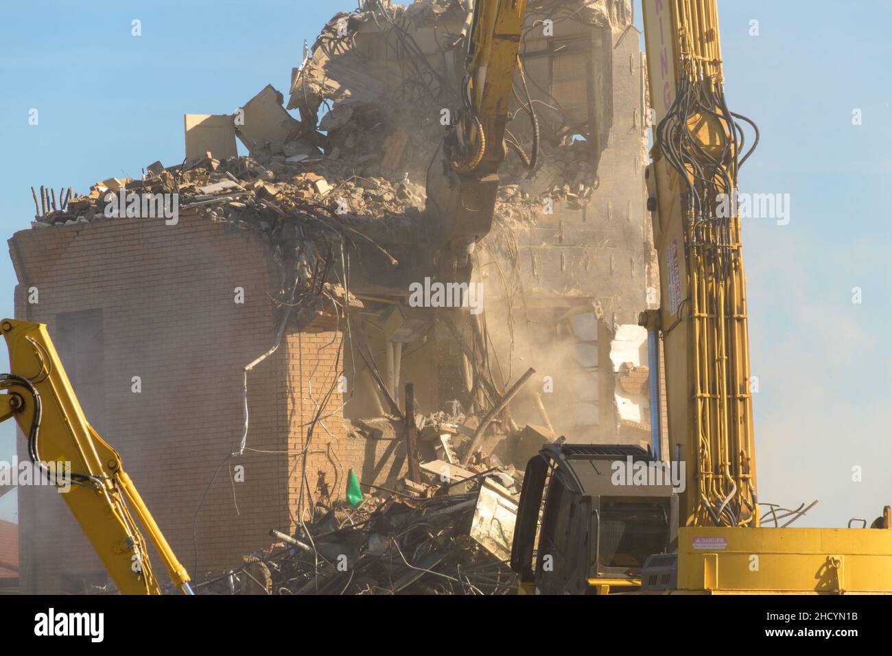 Maxwell AFB, Ala. - Contractors carefully take down the old air traffic ...