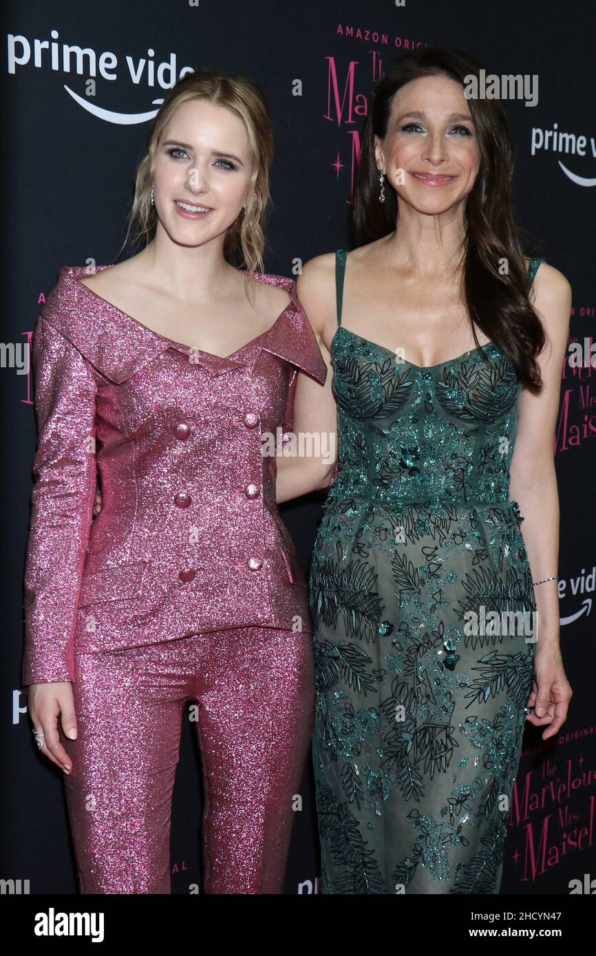 New York - NY - 20191203 The cast attend the premiere of Marvelous Mrs ...