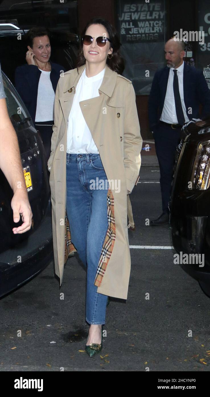 New York - NY - 20190916 Michelle Dockery is all smiles as she arrives ...