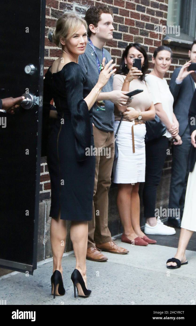 New York - NY - 20190925- Renee Zellweger Visits The Late Show With ...